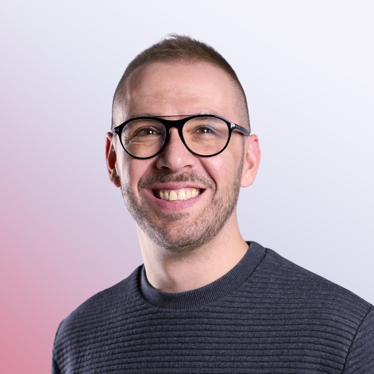 Senior UX/UI Designer