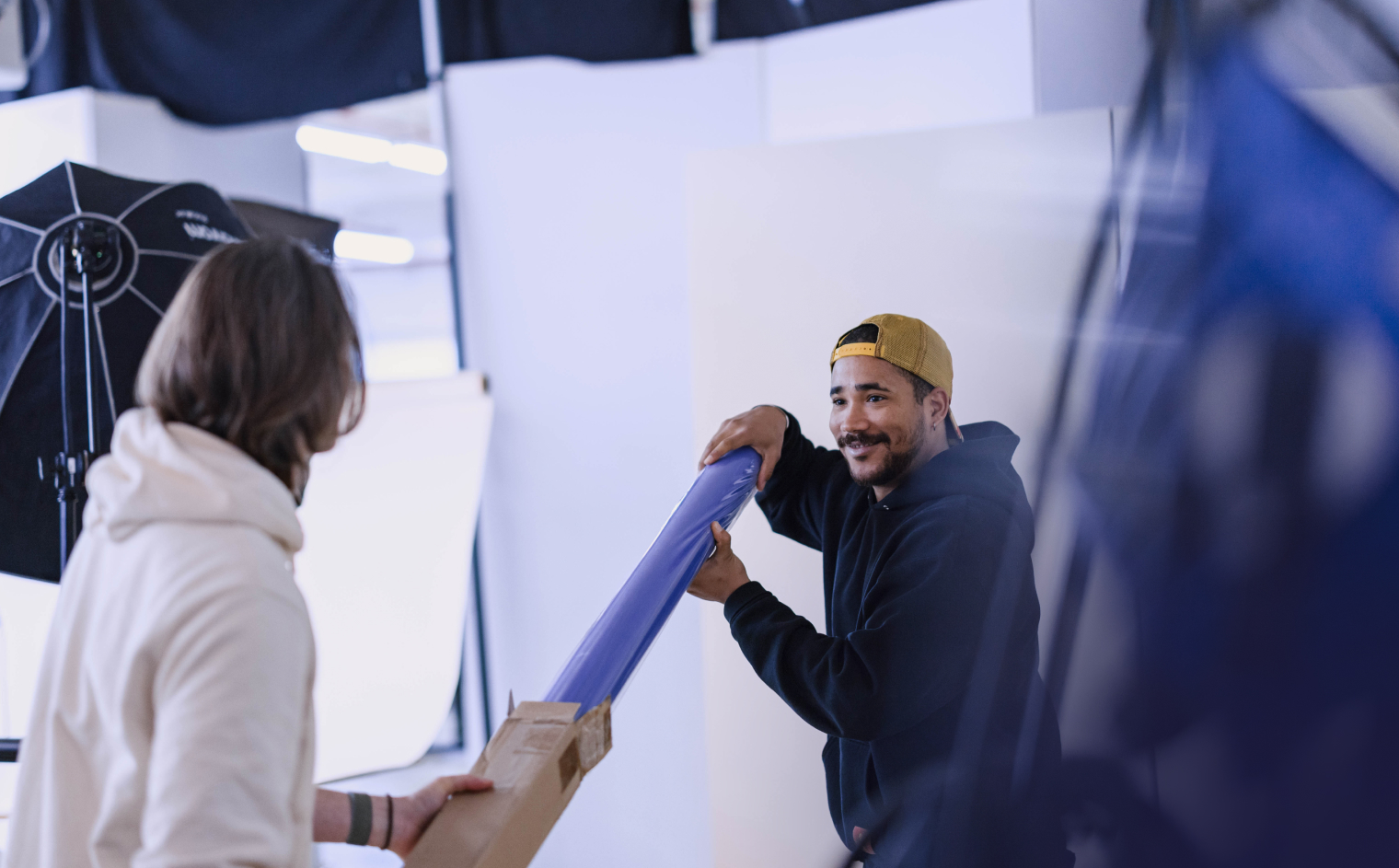 How to Build a Photo Studio Team in 2023 » Get the Free Guide!